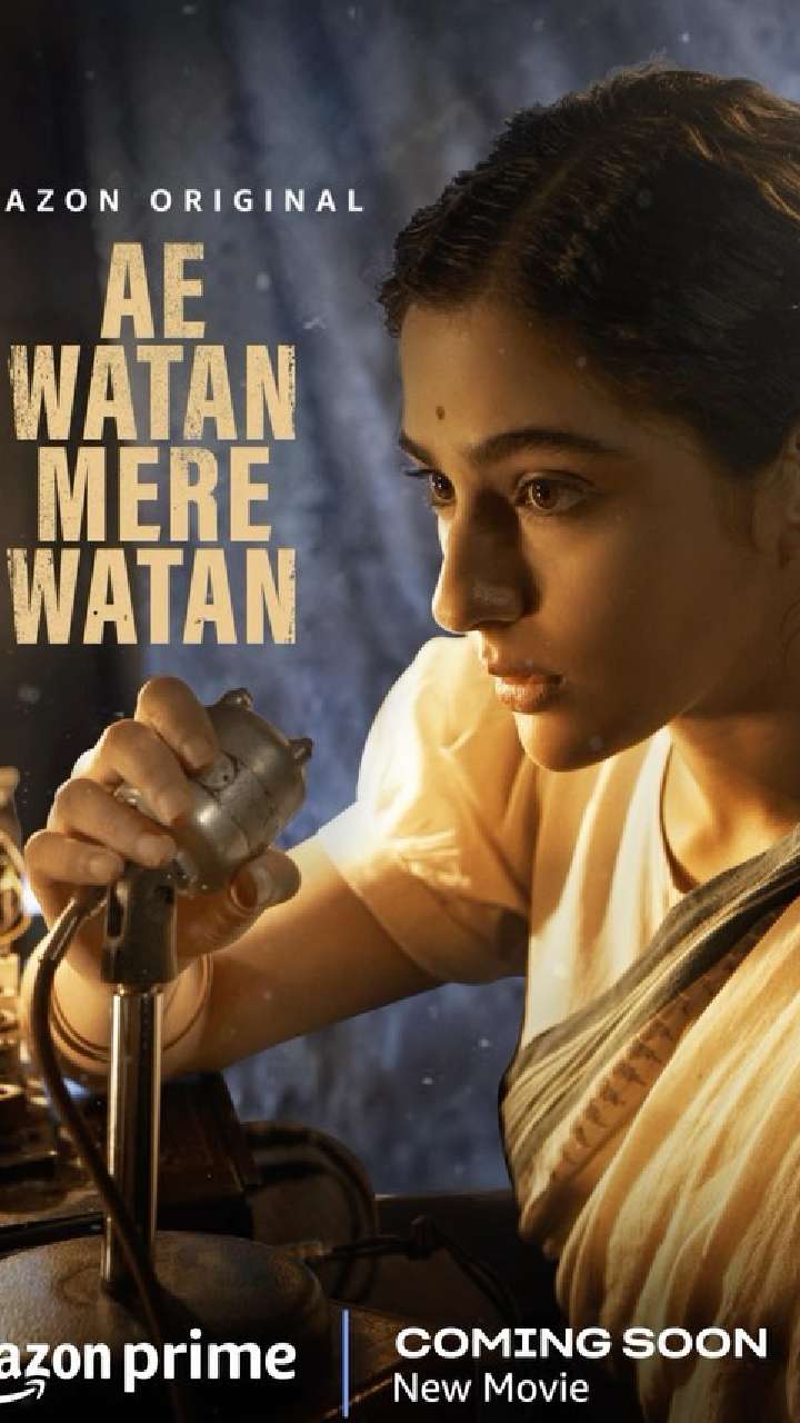 Deepika Padukone: फिल्म पठान से रिलीज हुआ दीपिका पादुकोण का हाॅट लुक, बिकिनी में नजर आईं ...