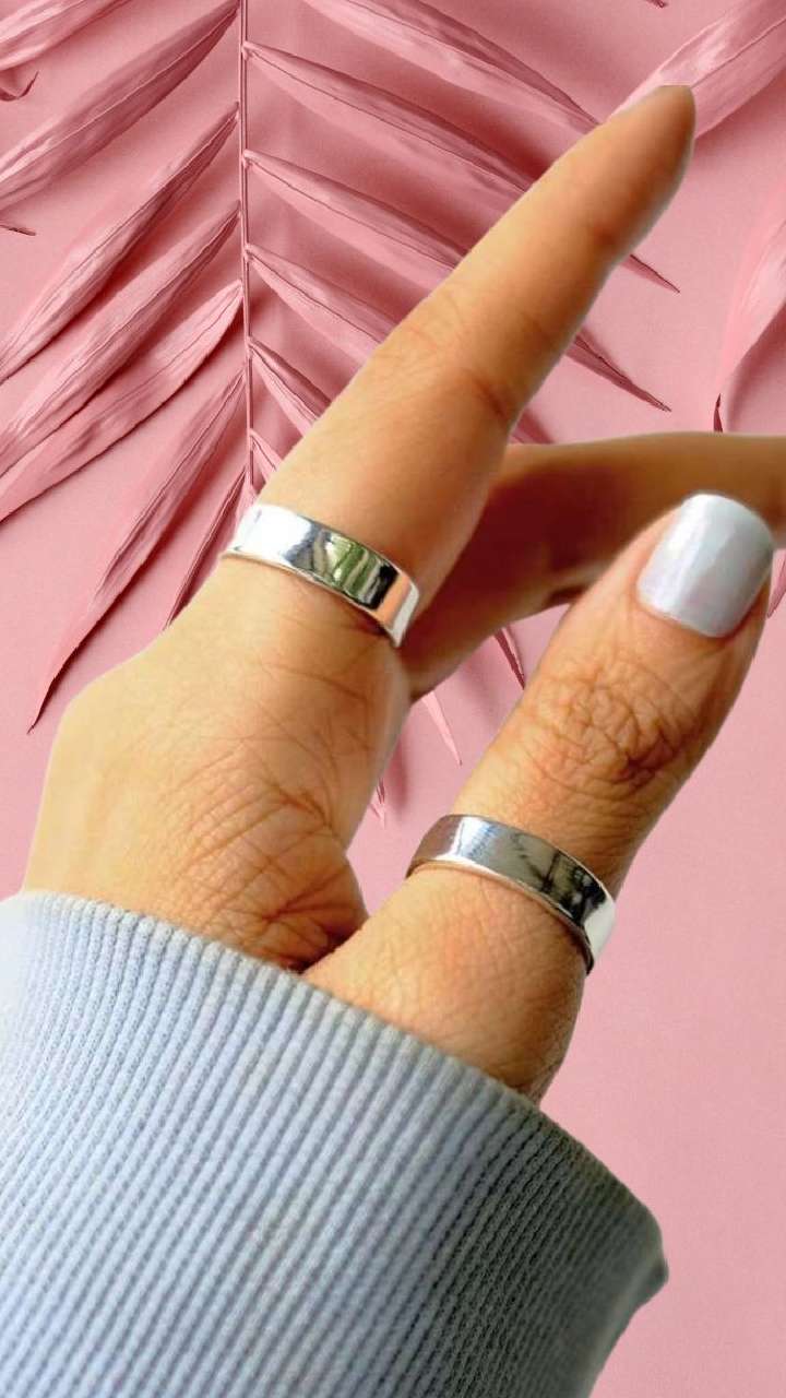 anguthe me chandi ki ring